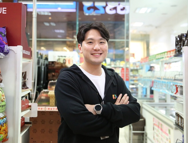 [인터뷰] "MZ세대가 히트상품 발굴"…'MD서포터즈' 담당 신민기 GS25 매니저