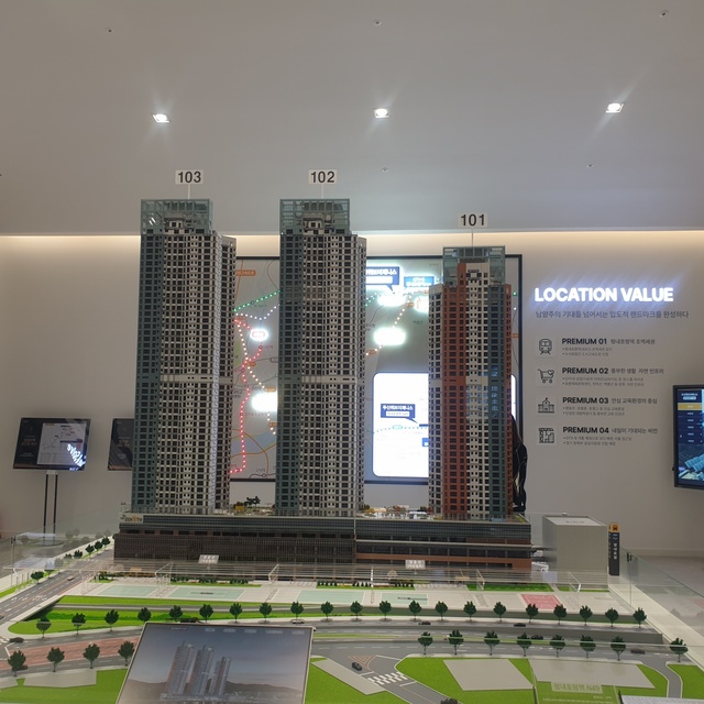 [AT 현장] 남양주 첫 두산위브더제니스 '평내호평역 N49'