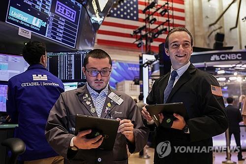 뉴욕증시, 미·EU 정상 회동에 무역합의 기대 강세...국제유가, WTI 1.3%↓